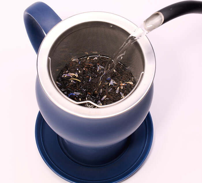 Satin Tea Mug - Curvy Ceramic Tea Mug with Metal Infuser | Tea Spot ...